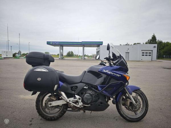 Honda XL 2004 Joniškis, ar dzinēja tilpumu 1.00 L un nobraukumu 74 tūkst. km par 3500 €, foto 1 vietnē AUTOMOTO.COM.LV