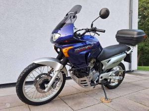 Honda XL 2004 in Prienai, with an engine capacity of 0.65 L and mileage of 35 thousand km for 2650 €, photo  on AUTOMOTO.COM.LV