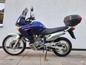 Honda XL 2004 in Prienai, with an engine capacity of 0.65 L and mileage of 35 thousand km for 2650 €, photo 3 on AUTOMOTO.COM.LV