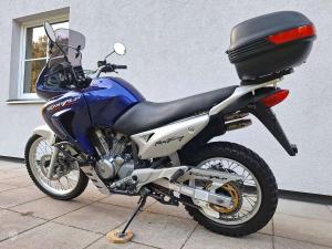 Honda XL 2004 in Prienai, with an engine capacity of 0.65 L and mileage of 35 thousand km for 2650 €, photo 9 on AUTOMOTO.COM.LV