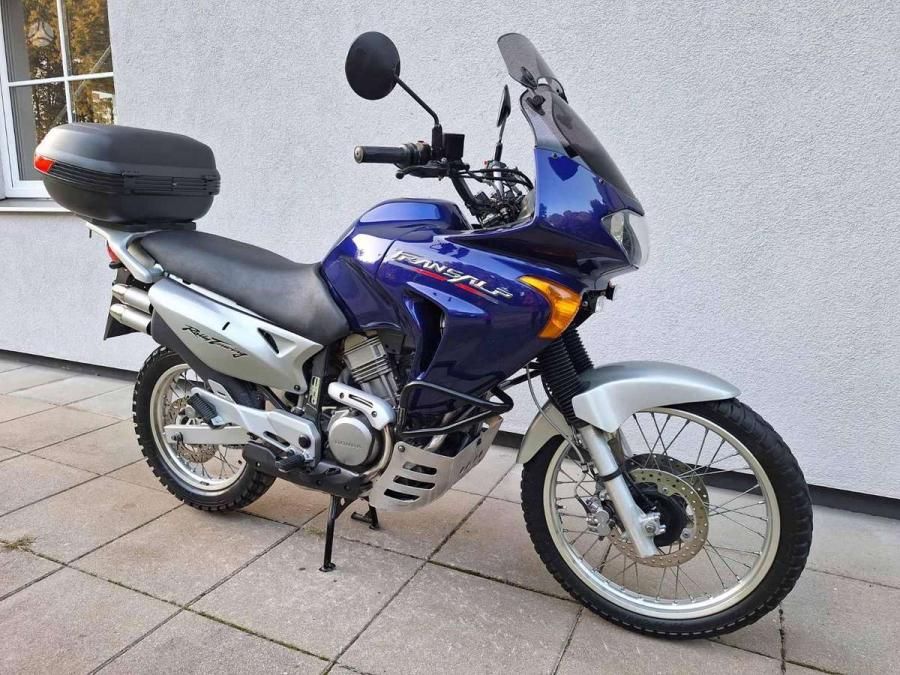 Honda XL 2004 in Prienai, with an engine capacity of 0.65 L and mileage of 35 thousand km for 2650 €, photo 10 on AUTOMOTO.COM.LV