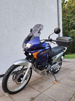 Honda XL 2004 in Prienai, with an engine capacity of 0.65 L and mileage of 35 thousand km for 2650 €, photo 20 on AUTOMOTO.COM.LV