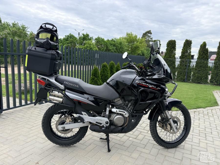 Honda XL 2006 in Kaunas, with an engine capacity of 0.00 L and mileage of 0 thousand km for 2850 €, photo 1 on AUTOMOTO.COM.LV