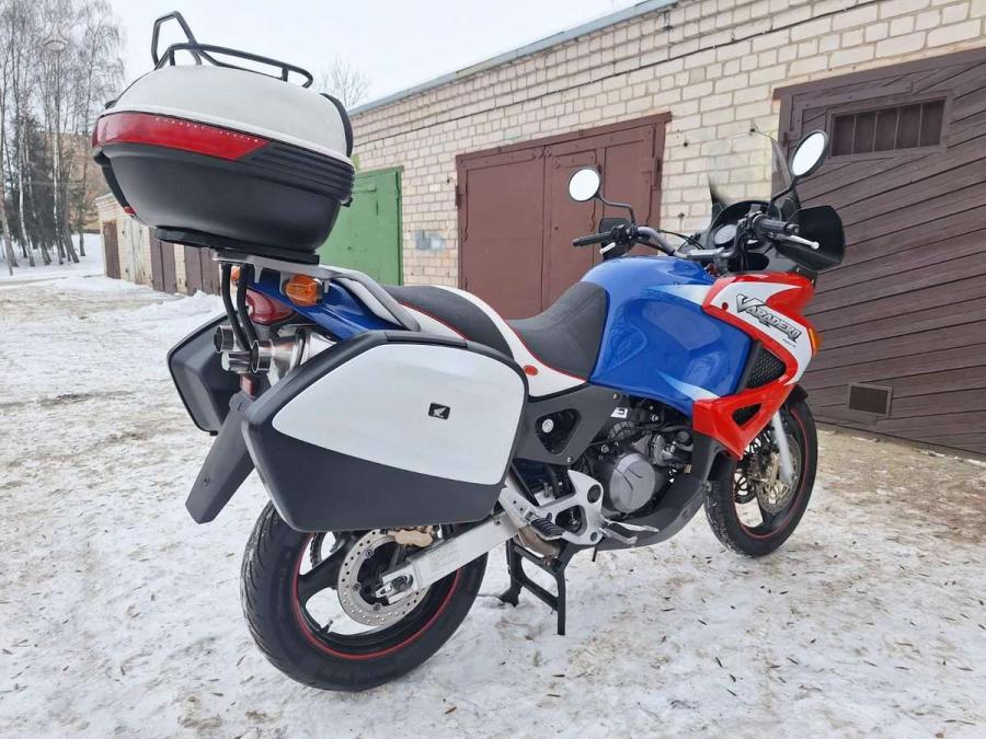 Honda XL 2007 Prienai, ar dzinēja tilpumu 1.00 L un nobraukumu 42 tūkst. km par 3750 €, foto 10 vietnē AUTOMOTO.COM.LV