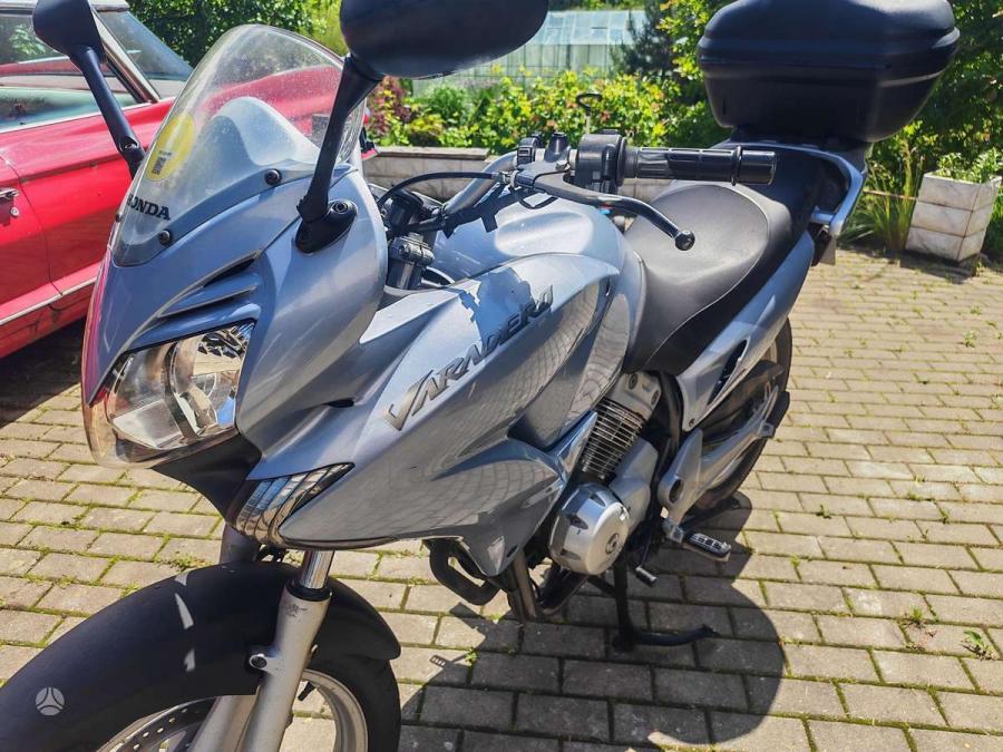 Honda XL 2007 in Vilnius, with an engine capacity of 0.13 L and mileage of 37 thousand km for 3300 €, photo 4 on AUTOMOTO.COM.LV