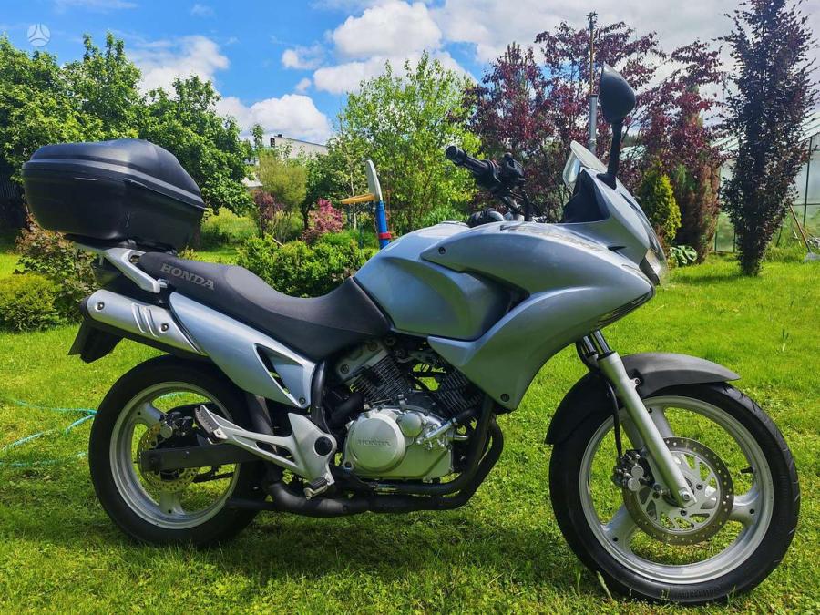 Honda XL 2007 in Vilnius, with an engine capacity of 0.13 L and mileage of 37 thousand km for 3300 €, photo 9 on AUTOMOTO.COM.LV