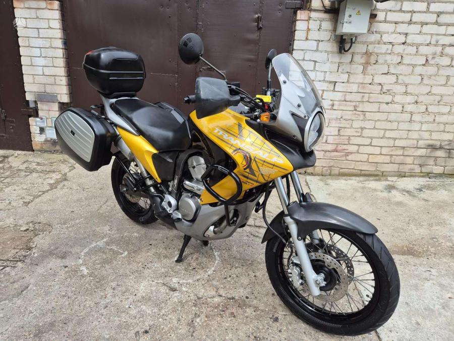 Honda XL 2007 in Alytus, with an engine capacity of 0.70 L and mileage of 36 thousand km for 4080 €, photo 4 on AUTOMOTO.COM.LV