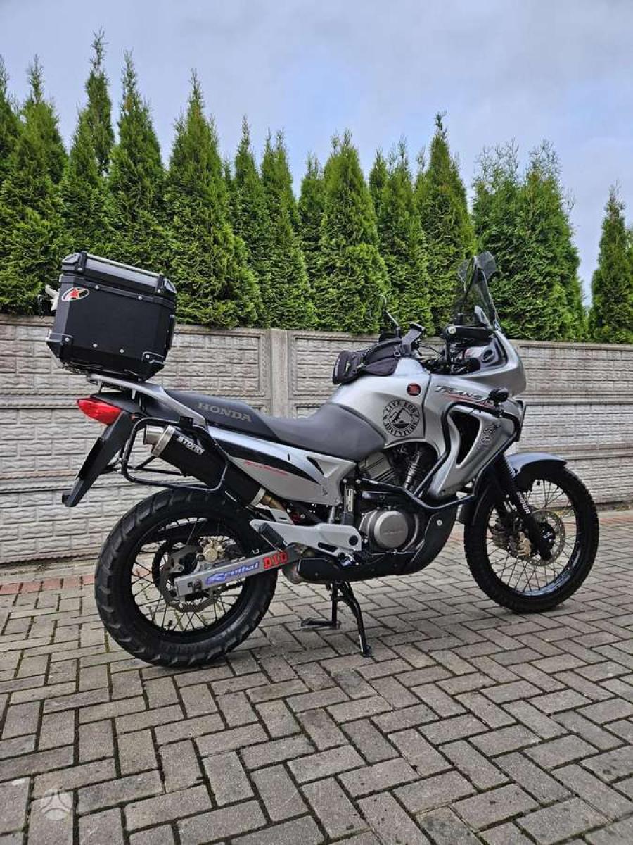Honda XL 2007 Šauļi, ar dzinēja tilpumu 0.65 L un nobraukumu 53 tūkst. km par 3350 €, foto 1 vietnē AUTOMOTO.COM.LV