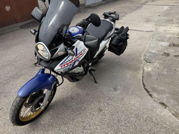 Honda XL 2009 in Kaunas, with an engine capacity of 0.68 L and mileage of 49 thousand km for 3800 €, photo 3 on AUTOMOTO.COM.LV