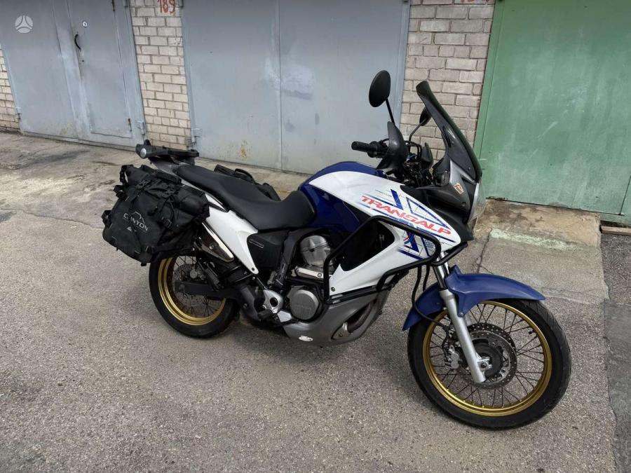 Хонда XL 2009 в Каунас, объемом двигателя 0.68 л и пробегом 49 тыс. км за 3800 €, фото 5 на AUTOMOTO.COM.LV