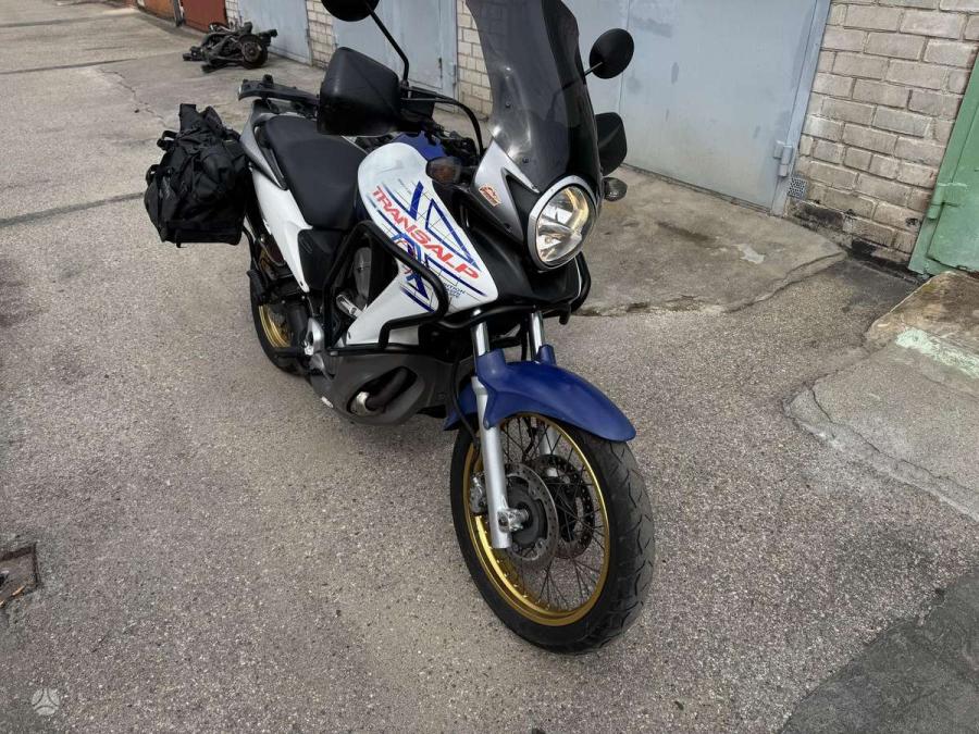 Хонда XL 2009 в Каунас, объемом двигателя 0.68 л и пробегом 49 тыс. км за 3800 €, фото 6 на AUTOMOTO.COM.LV