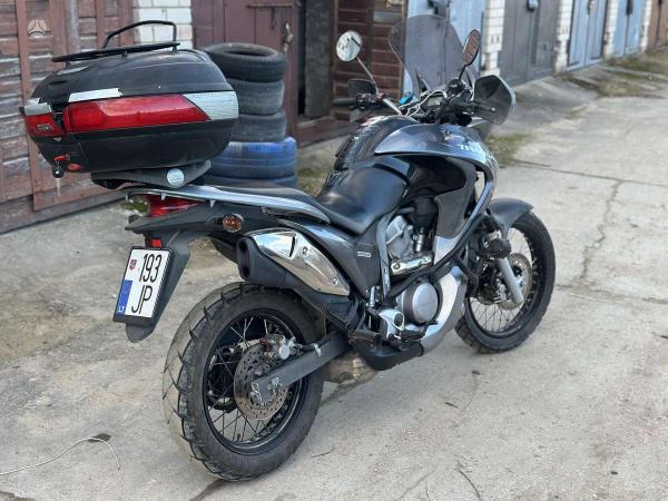 Honda XL 2009 in Panevezys, with an engine capacity of 0.70 L and mileage of 47 thousand km for 2800 €, photo 3 on AUTOMOTO.COM.LV