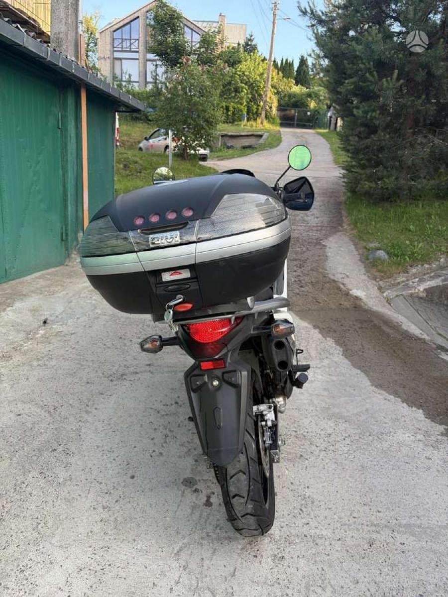 Honda XL 2009 in Vilnius, with an engine capacity of 0.70 L and mileage of 36 thousand km for 3300 €, photo 5 on AUTOMOTO.COM.LV