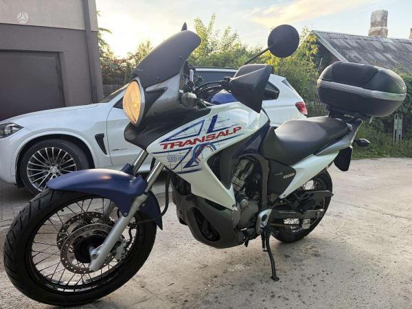 Honda XL 2009 in Vilnius, with an engine capacity of 0.70 L and mileage of 36 thousand km for 3300 €, photo 6 on AUTOMOTO.COM.LV