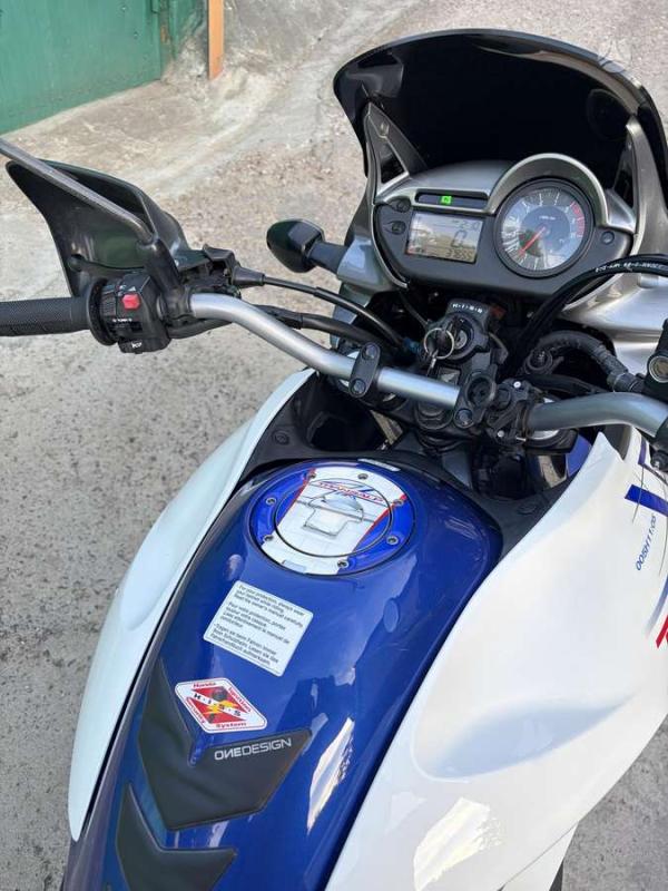 Honda XL 2009 in Vilnius, with an engine capacity of 0.70 L and mileage of 36 thousand km for 3300 €, photo 7 on AUTOMOTO.COM.LV
