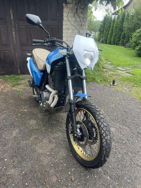 Honda XL 2009 Tauragė, ar dzinēja tilpumu 0.70 L un nobraukumu 25 tūkst. km par 1400 €, foto 3 vietnē AUTOMOTO.COM.LV