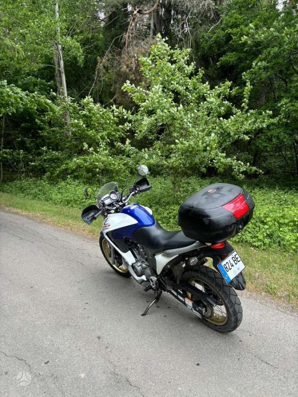 Honda XL 2010 in Sakiai, with an engine capacity of 0.70 L and mileage of 78 thousand km for 3050 €, photo 4 on AUTOMOTO.COM.LV