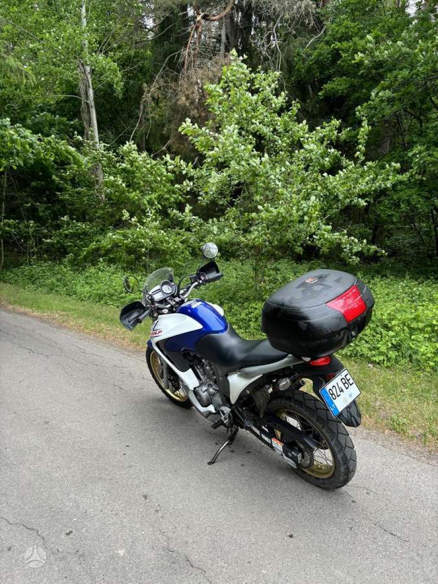 Honda XL 2010 in Sakiai, with an engine capacity of 0.70 L and mileage of 78 thousand km for 3050 €, photo 5 on AUTOMOTO.COM.LV