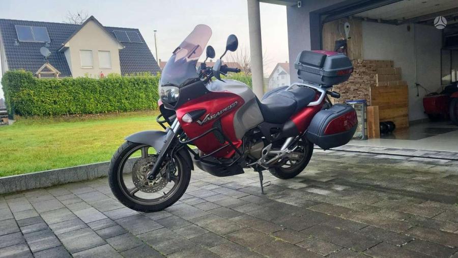 Sarkans Honda XL 2000 Klaipėda, ar dzinēja tilpumu 1.00 L un nobraukumu 43 tūkst. km par 2600 €, foto 2 vietnē AUTOMOTO.COM.LV