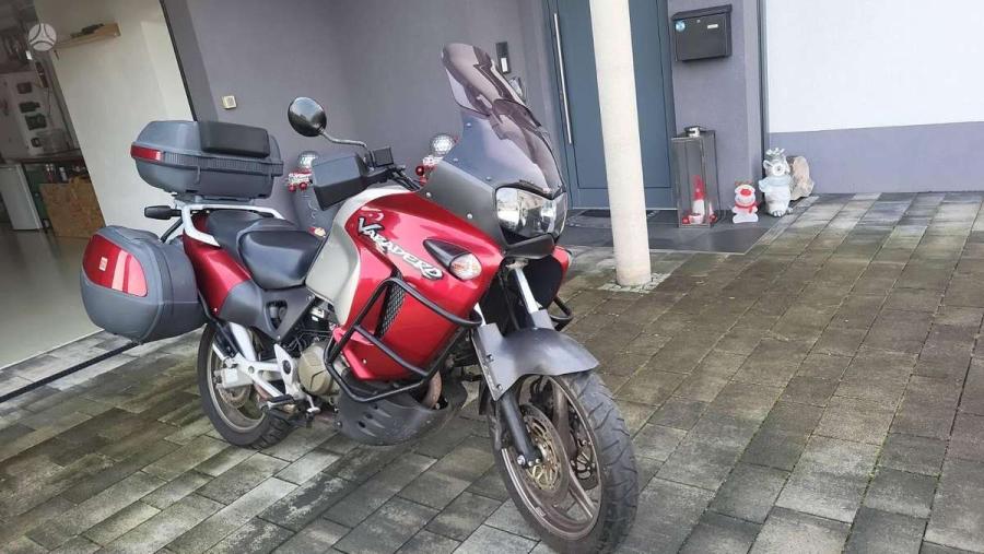 Sarkans Honda XL 2000 Klaipėda, ar dzinēja tilpumu 1.00 L un nobraukumu 43 tūkst. km par 2600 €, foto 4 vietnē AUTOMOTO.COM.LV