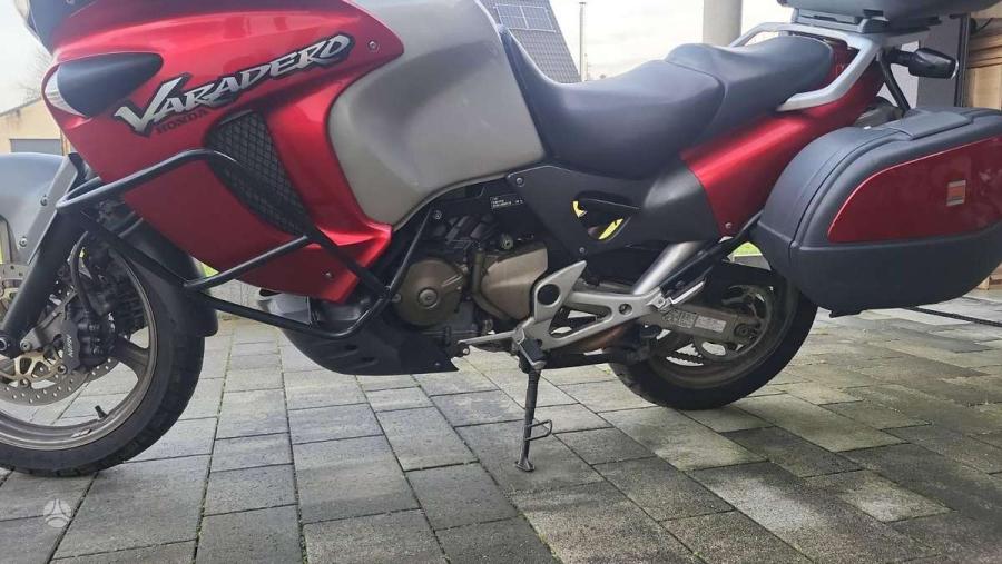Sarkans Honda XL 2000 Klaipėda, ar dzinēja tilpumu 1.00 L un nobraukumu 43 tūkst. km par 2600 €, foto 8 vietnē AUTOMOTO.COM.LV
