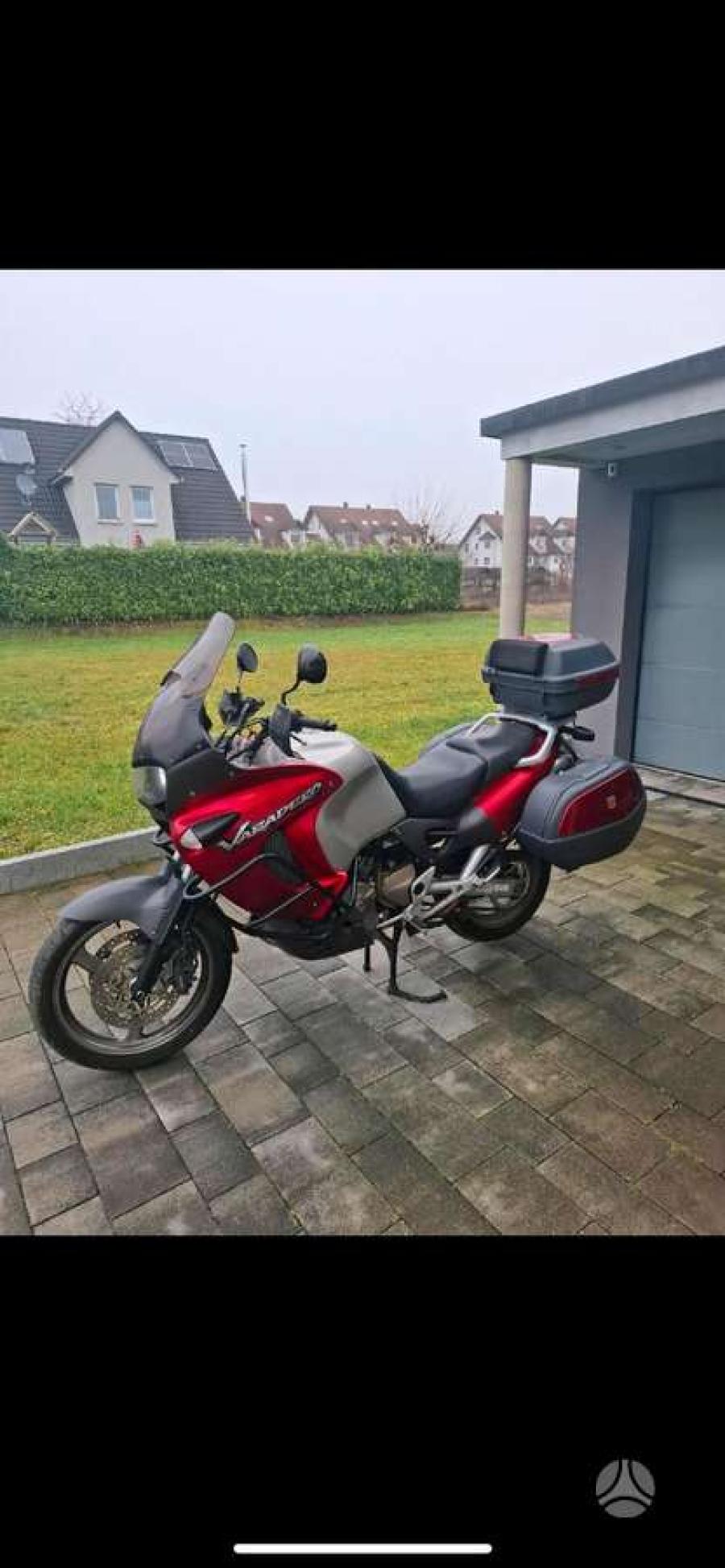 Sarkans Honda XL 2000 Klaipėda, ar dzinēja tilpumu 1.00 L un nobraukumu 43 tūkst. km par 2600 €, foto 14 vietnē AUTOMOTO.COM.LV