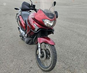 Sarkans Honda XL 2006 Viļņa, ar dzinēja tilpumu 0.65 L un nobraukumu 63 tūkst. km par 2600 €, foto 4 vietnē AUTOMOTO.COM.LV