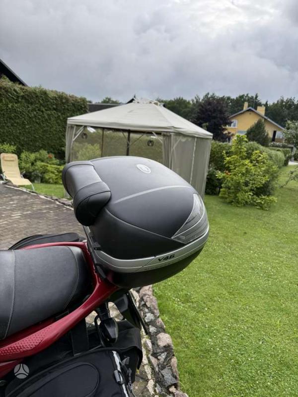 Sarkans Honda XL 2008 Panevēža, ar dzinēja tilpumu 0.68 L un nobraukumu 42 tūkst. km par 4300 €, foto 7 vietnē AUTOMOTO.COM.LV