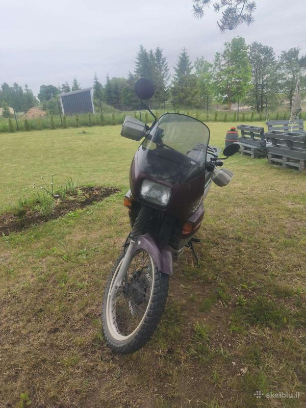 Violet Honda XL 1993 in Siauliai, with an engine capacity of 0.60 L and mileage of 50 thousand km for 1650 €, photo 2 on AUTOMOTO.COM.LV