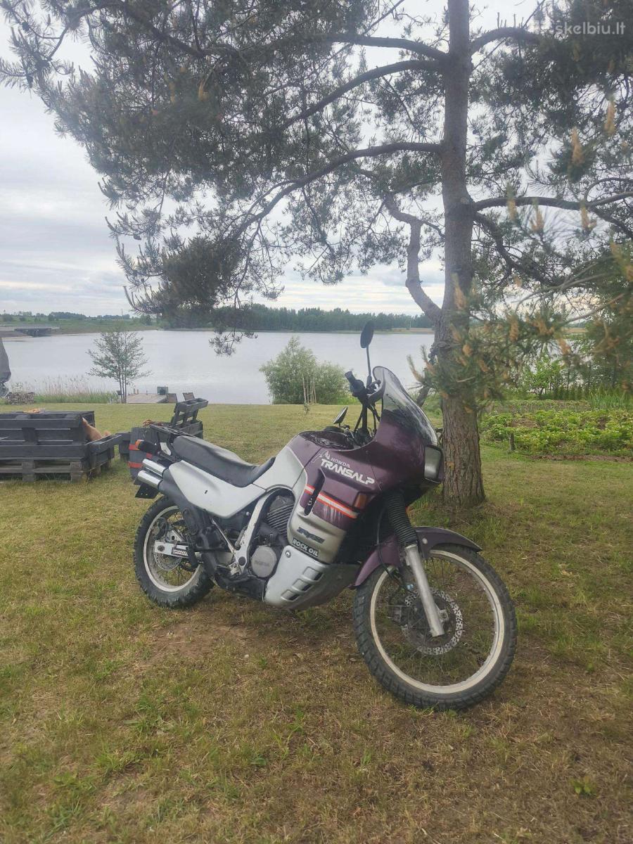 Violet Honda XL 1993 in Siauliai, with an engine capacity of 0.60 L and mileage of 50 thousand km for 1650 €, photo 8 on AUTOMOTO.COM.LV