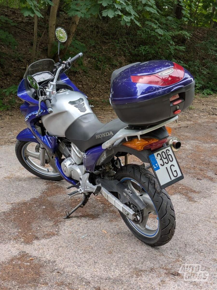 Violet Honda XL 2004 in Vilnius, with an engine capacity of 0.13 L and mileage of 40 thousand km for 2200 €, photo 5 on AUTOMOTO.COM.LV