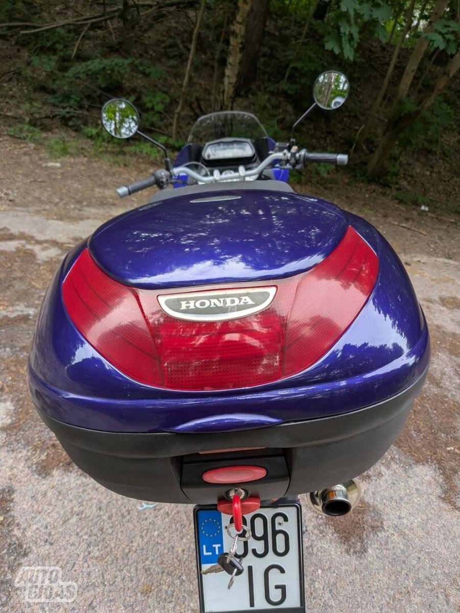 Violet Honda XL 2004 in Vilnius, with an engine capacity of 0.13 L and mileage of 40 thousand km for 1950 €, photo 14 on AUTOMOTO.COM.LV