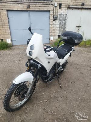 White Honda XL 1999 in Vilnius, with an engine capacity of 0.58 L and mileage of 50 thousand km for 1400 €, photo 3 on AUTOMOTO.COM.LV