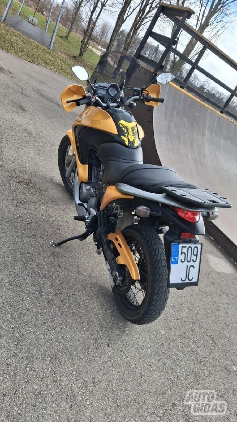 Dzeltens Honda XL 2008 Klaipėda, ar dzinēja tilpumu 0.70 L un nobraukumu 101 tūkst. km par 3000 €, foto 7 vietnē AUTOMOTO.COM.LV