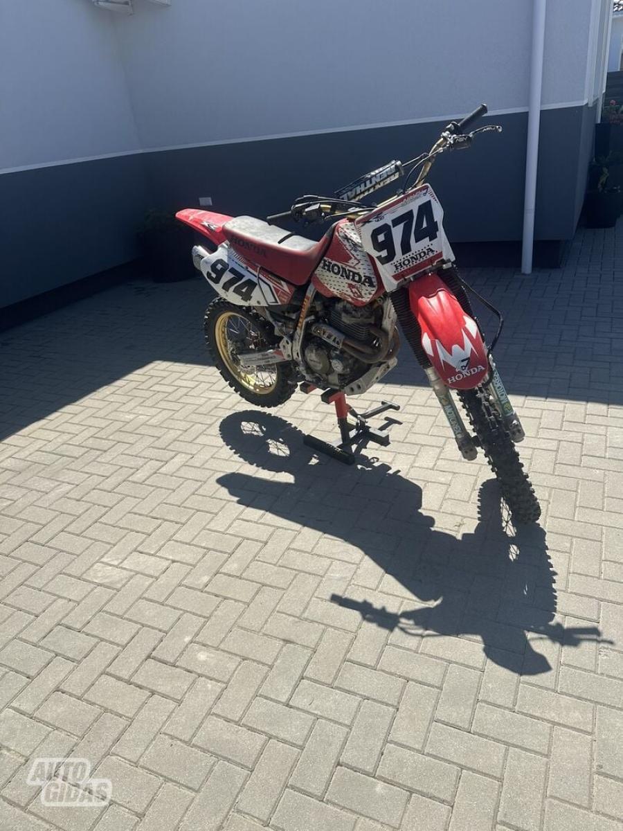 Honda XR 2003 Kretinga, ar dzinēja tilpumu 0.40 L un nobraukumu 0 tūkst. km par 2200 €, foto 4 vietnē AUTOMOTO.COM.LV