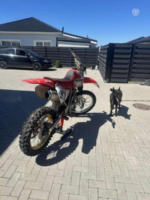 Honda XR 2003 in Kretinga, with an engine capacity of 0.40 L and mileage of 111 thousand km for 2200 €, photo  on AUTOMOTO.COM.LV