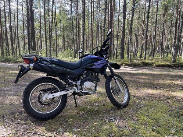 Хонда XR 2004 в Вильнюс, объемом двигателя 0.12 л и пробегом 8 тыс. км за 2000 €, фото 3 на AUTOMOTO.COM.LV