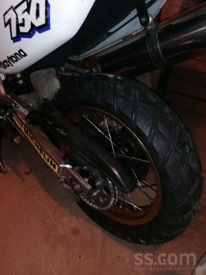 Honda XRV 750 1994 Aizkraukle, ar dzinēja tilpumu 0.75 L un nobraukumu 0 tūkst. km par 4250 €, foto 9 vietnē AUTOMOTO.COM.LV