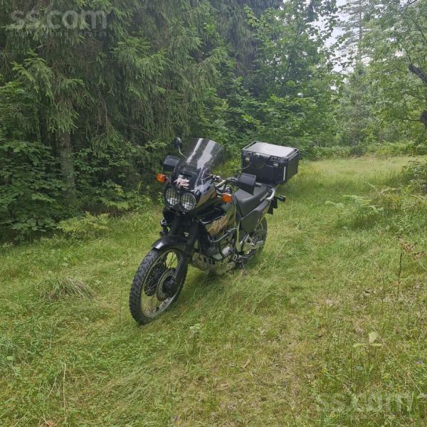 Honda XRV 750 1998 in Jelgava, with an engine capacity of 0.75 L and mileage of 0 thousand km for 5200 €, photo 6 on AUTOMOTO.COM.LV
