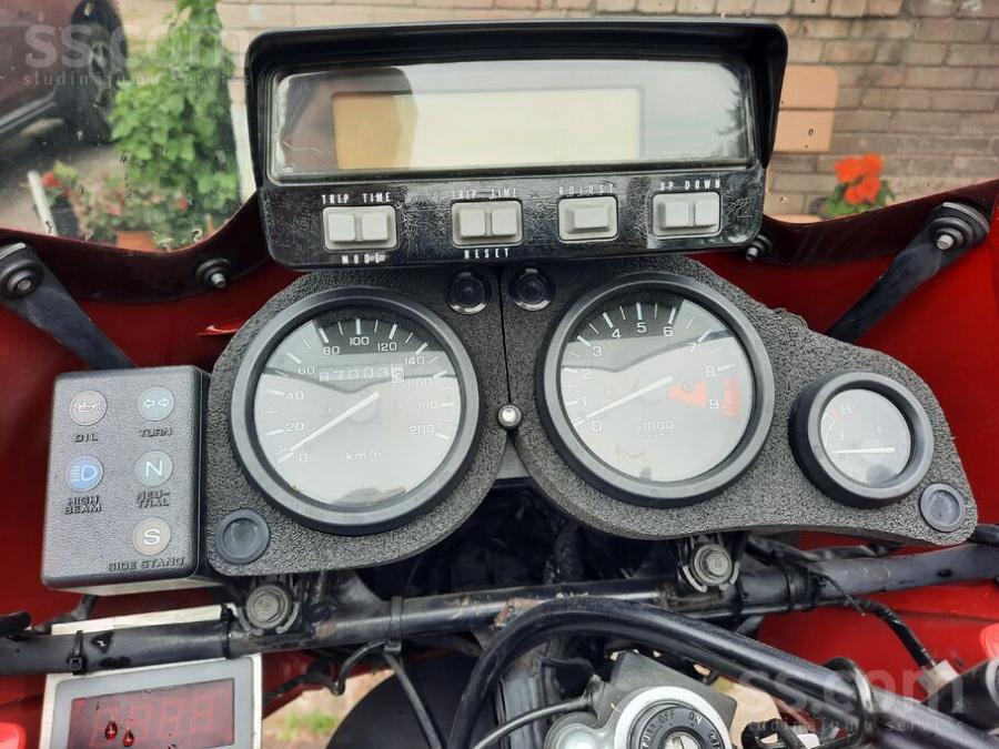 Хонда XRV 750 2003 в Даугавпилс, объемом двигателя 0.75 л и пробегом 0 тыс. км за 3850 €, фото 6 на AUTOMOTO.COM.LV