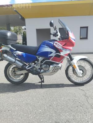 Хонда XRV 750 2003 в Даугавпилс, объемом двигателя 0.75 л и пробегом 0 тыс. км за 3500 €, фото  на AUTOMOTO.COM.LV