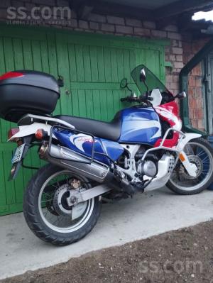 Honda XRV 750 2003 in Daugavpils, with an engine capacity of 0.75 L and mileage of 0 thousand km for 3500 €, photo 3 on AUTOMOTO.COM.LV