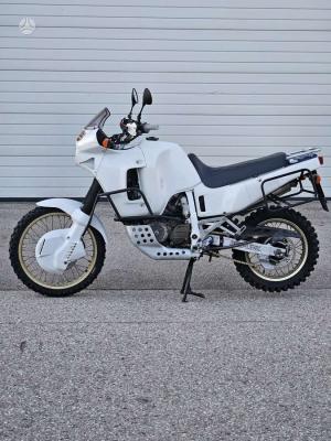 Honda XRV 1989 in Kaunas, with an engine capacity of 0.65 L and mileage of 60 thousand km for 3050 €, photo 4 on AUTOMOTO.COM.LV