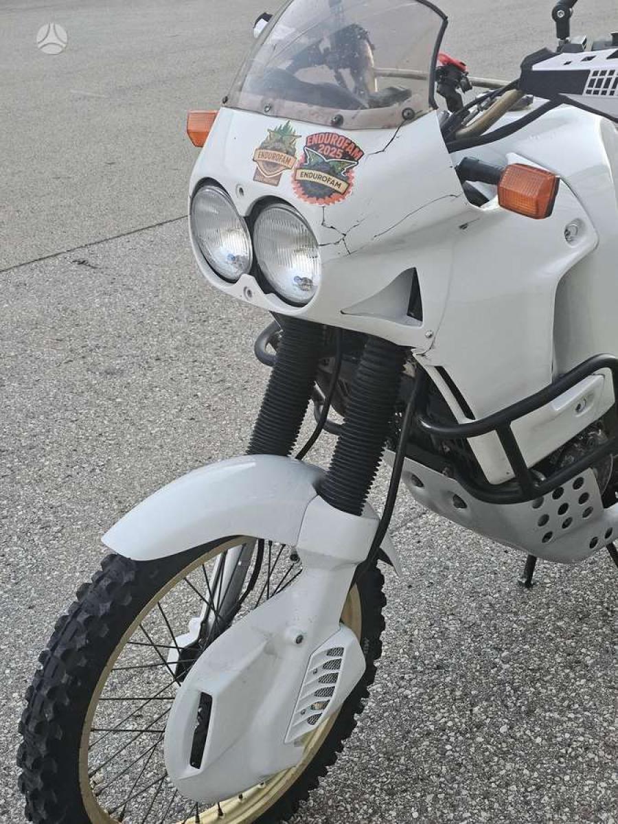 Honda XRV 1989 in Kaunas, with an engine capacity of 0.65 L and mileage of 60 thousand km for 3050 €, photo 10 on AUTOMOTO.COM.LV