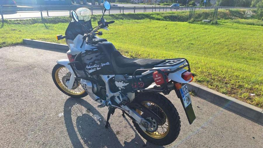 Honda XRV 1995 in Kelme, with an engine capacity of 0.74 L and mileage of 70 thousand km for 2650 €, photo 15 on AUTOMOTO.COM.LV
