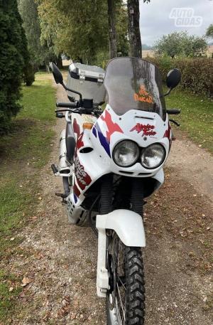 Balts Honda XRV 1998 Anykščiai, ar dzinēja tilpumu 0.74 L un nobraukumu 52 tūkst. km par 3490 €, foto 1 vietnē AUTOMOTO.COM.LV