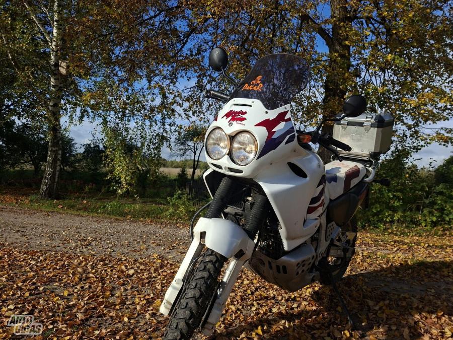 White Honda XRV 1998 in Anyksciai, with an engine capacity of 0.74 L and mileage of 52 thousand km for 3490 €, photo 3 on AUTOMOTO.COM.LV