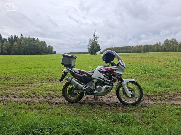 Balts Honda XRV 1998 Anykščiai, ar dzinēja tilpumu 0.74 L un nobraukumu 52 tūkst. km par 3490 €, foto 9 vietnē AUTOMOTO.COM.LV
