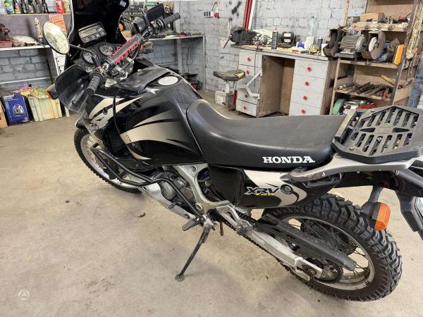 Dzeltens Honda XRV 2000 Marijampole, ar dzinēja tilpumu 0.75 L un nobraukumu 39 tūkst. km par 3600 €, foto 3 vietnē AUTOMOTO.COM.LV
