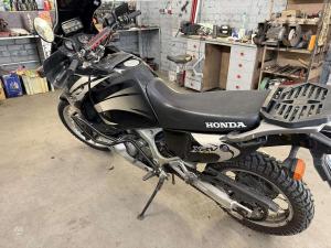 Dzeltens Honda XRV 2000 Marijampole, ar dzinēja tilpumu 0.75 L un nobraukumu 39 tūkst. km par 3600 €, foto 4 vietnē AUTOMOTO.COM.LV